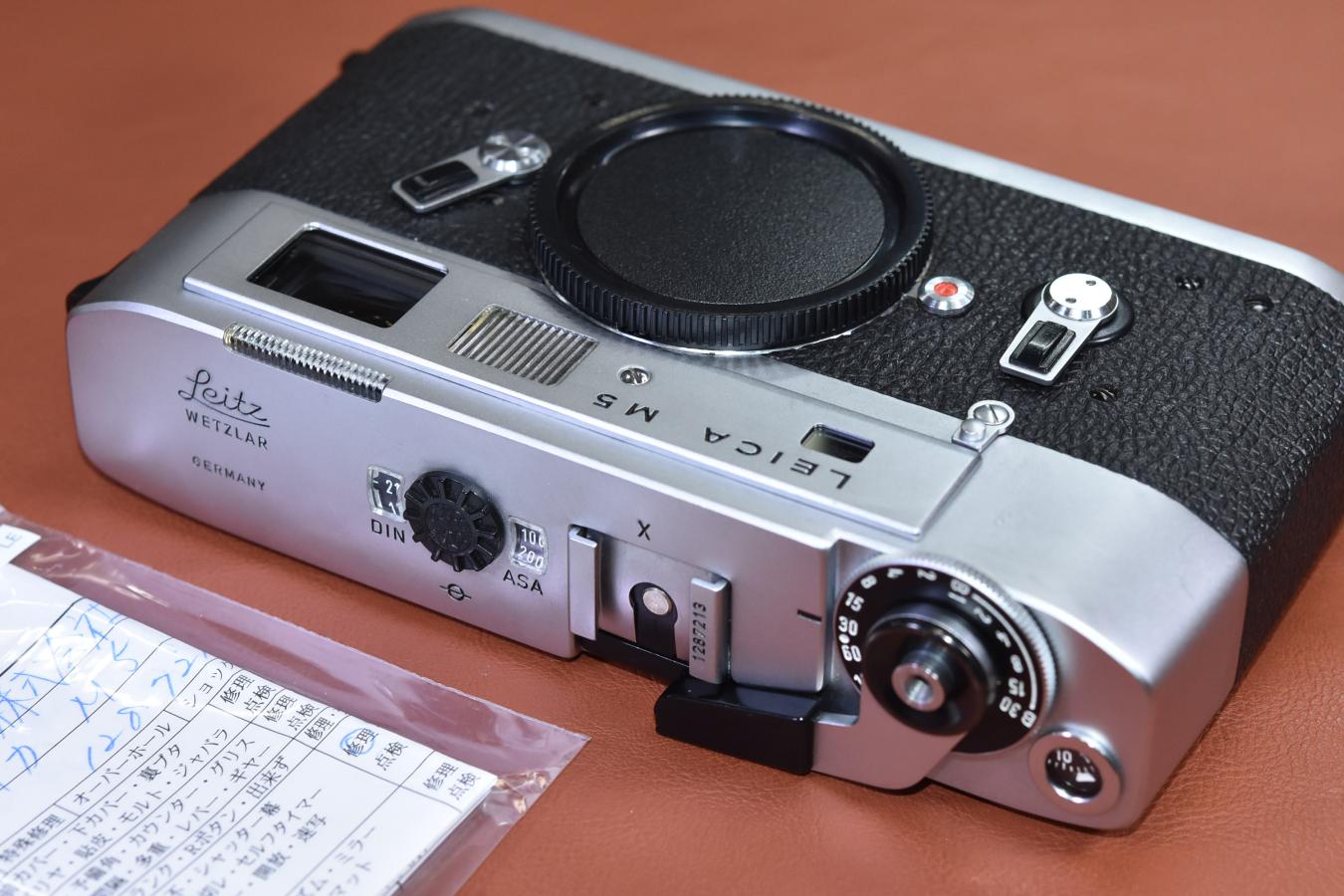 ライカ LEICA M5 Silver 前期型 2吊り 整備済 【128万台1971年製 ライカ LEICA M5 Silver 前期型 2吊り 整備済 【128万台1971年製